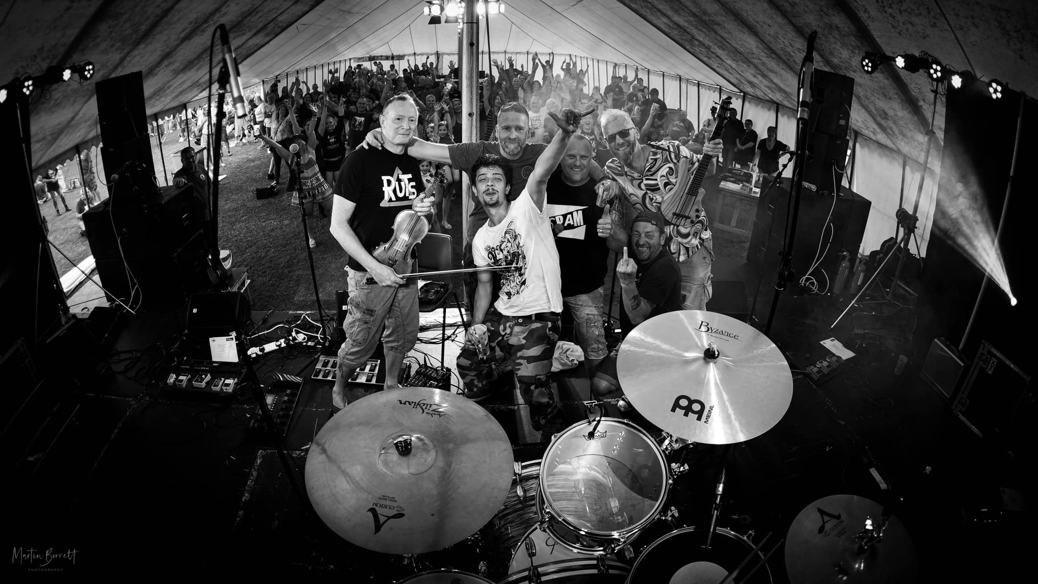 Birdwell, Barnsley – Friday, 20th June 2025 - Ferocious Dog: Folk-Punk ...